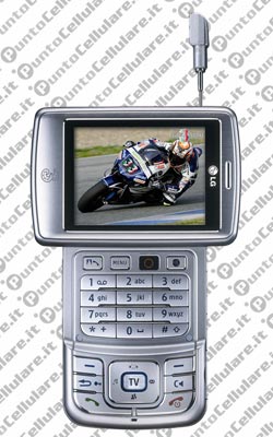 3 - nei negozi l'esclusivo LG U900 Edizione Speciale Marco Melandri ...